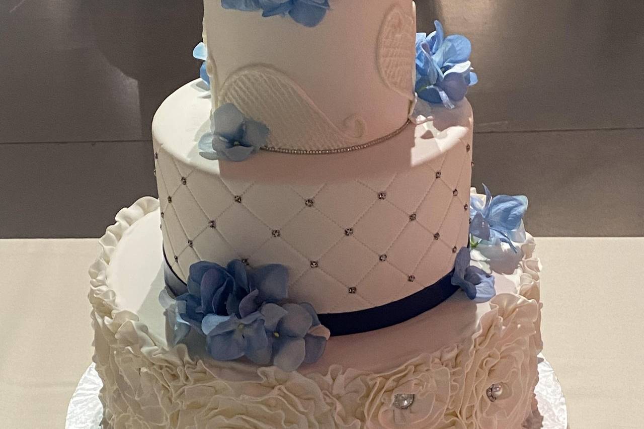 Sweet Confections Cakes - Reviews, Photos & Deals 2026 - Harrisburg, PA ...