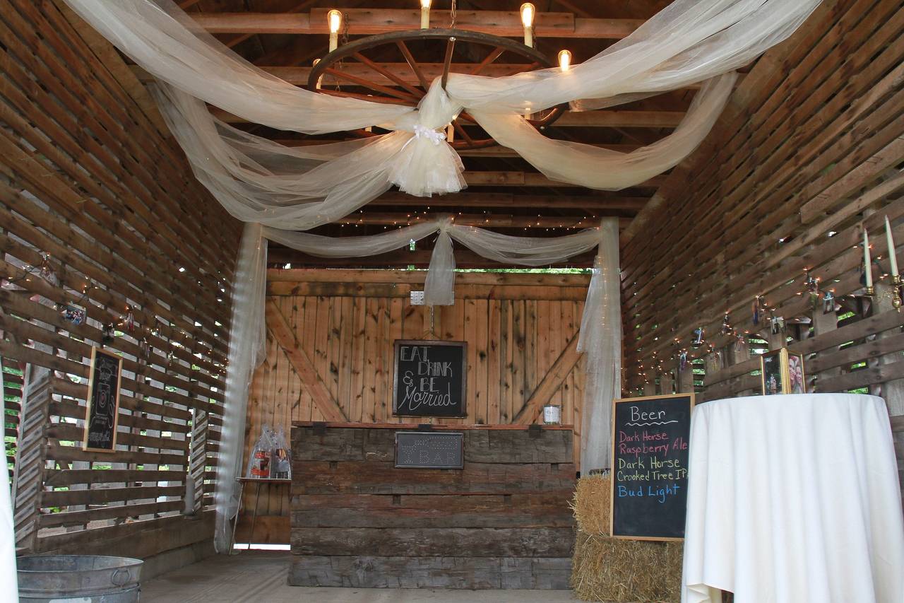 The Olde Farmhouse Barn - Reviews, Photos & Deals 2026 - Marshall, MI ...