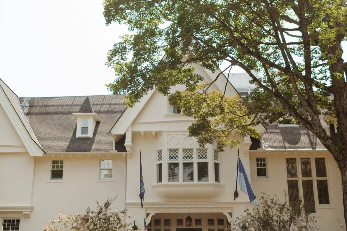 The Inn at Stonecliffe - Mansion Weddings - Mackinac Island, MI ...