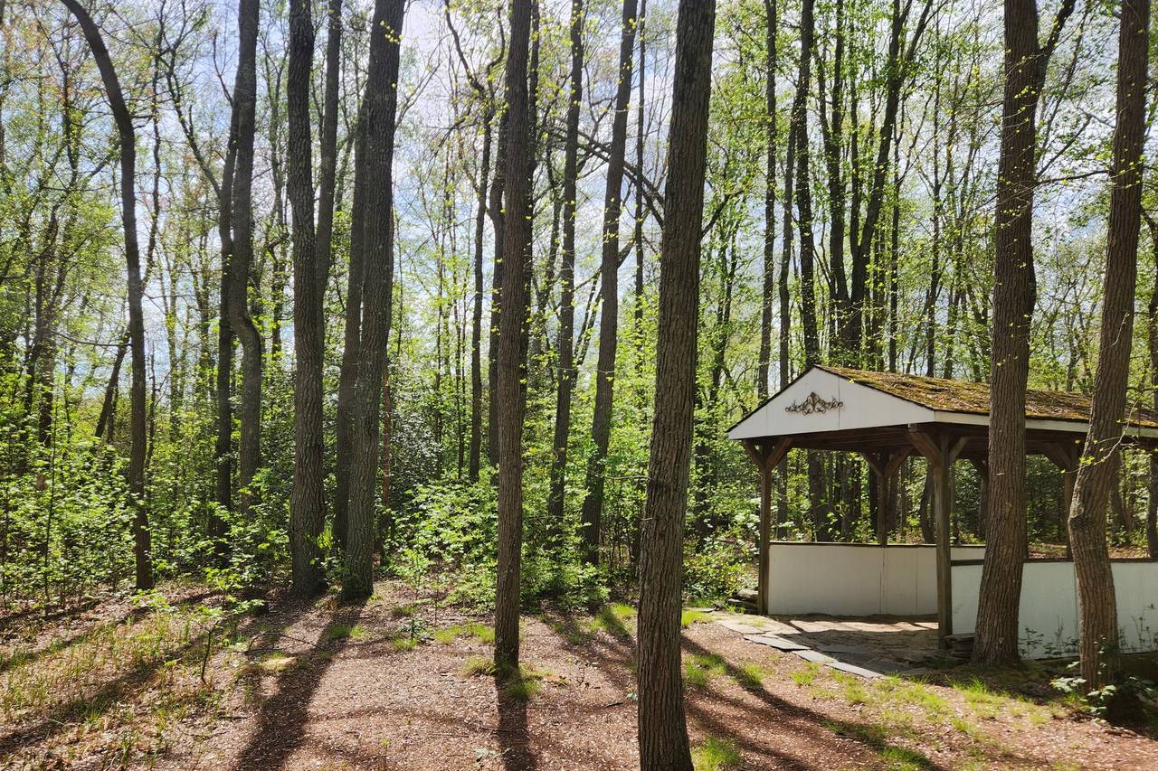 The Winding Woods Venue - Reviews, Photos & Deals 2026 - Clayton, NJ ...