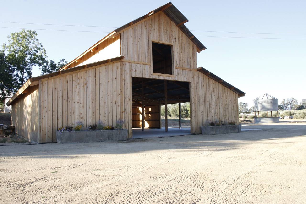 Serene Ranch - Reviews, Photos & Deals 2026 - Placerville, CA - WeddingWire