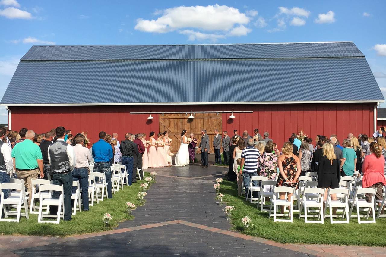 Rolling Ridge Wedding & Event Center - Barn & Farm Weddings - Saint ...