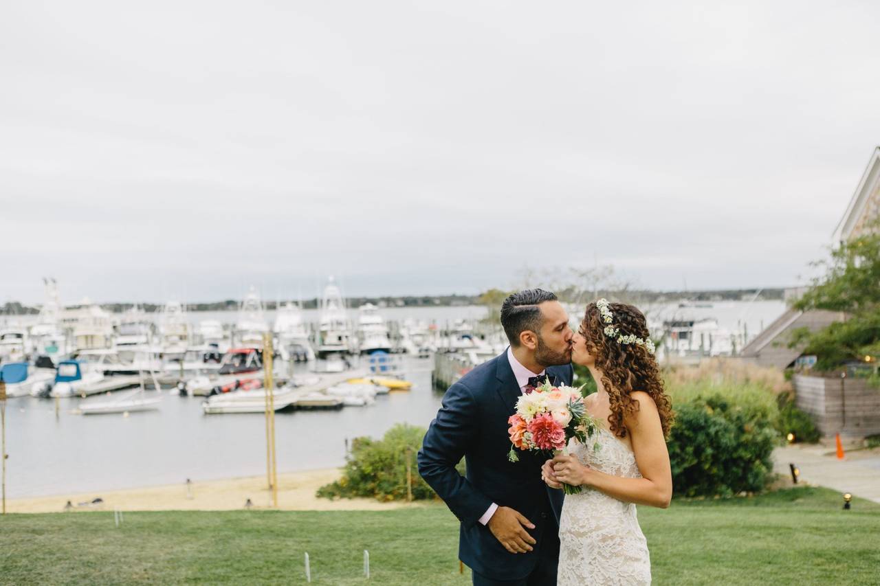 Waterfront Wedding Venues - WeddingWire