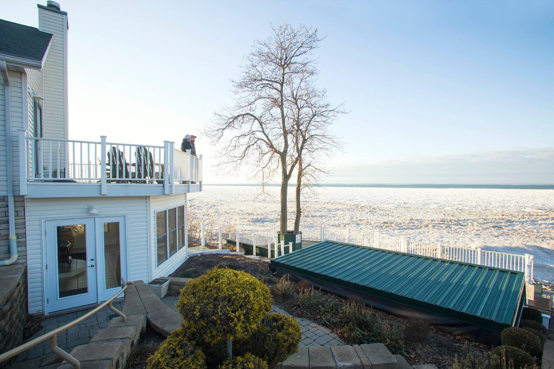 The Lakehouse Inn and Winery - Reviews, Photos & Deals 2026 - Geneva ...