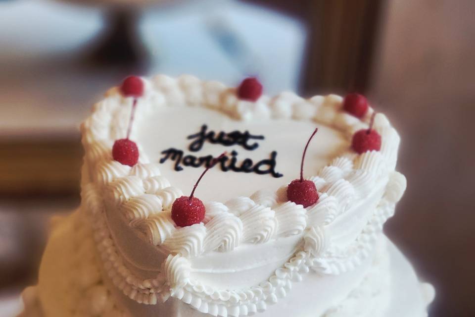 Km Cake Design - Wedding Cakes - Rincon, GA - WeddingWire