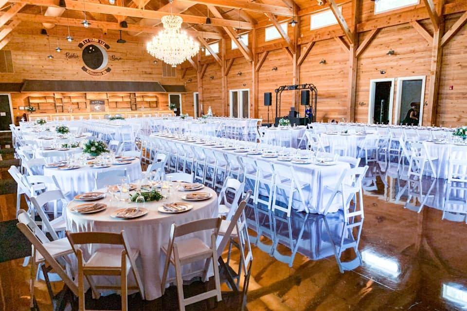 The Rustic Barn At Half Moon