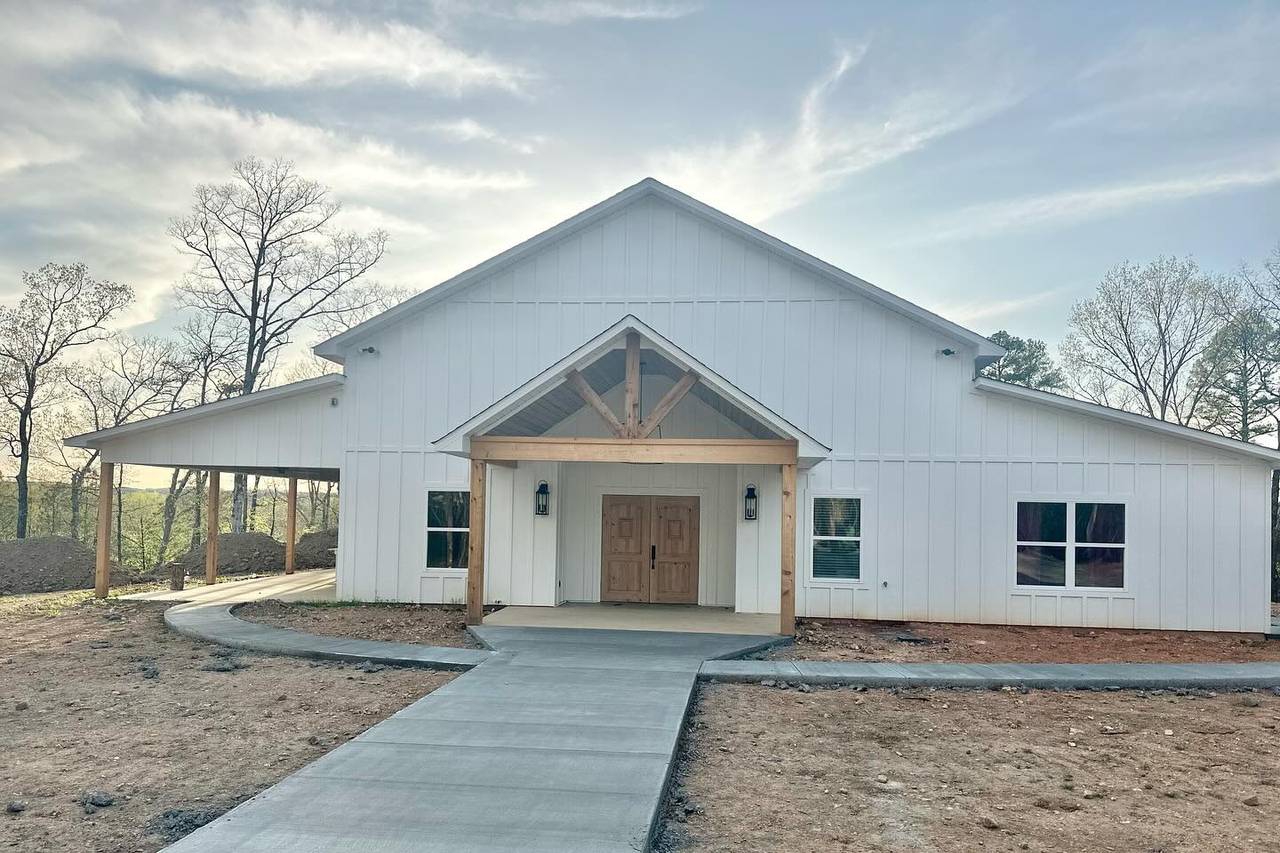 Once Upon a Hill - Barn & Farm Weddings - Benton, AR - WeddingWire