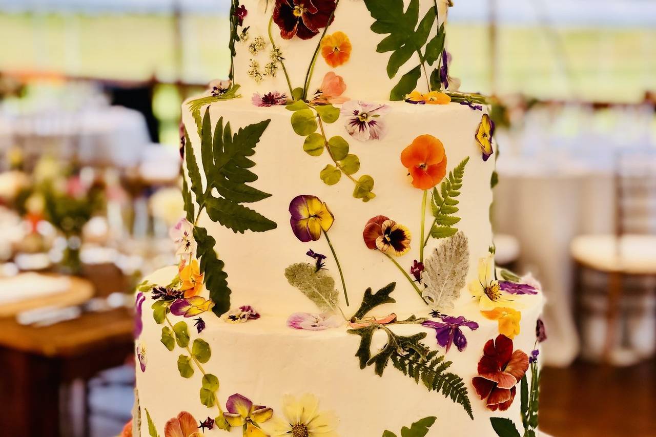 Let Them Eat Cake - Reviews, Photos & Deals 2026 - Kennebunk, ME ...