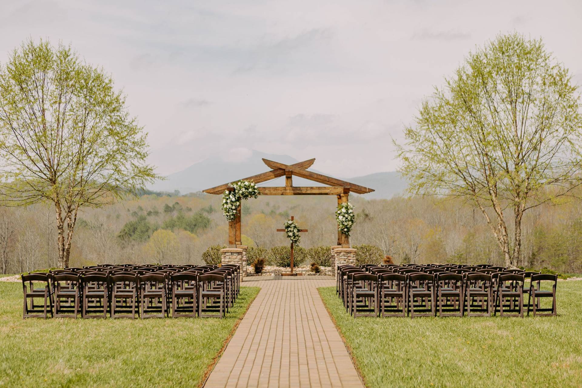 Glass Hill Venue - Reviews, Photos & Deals 2026 - Goode, VA - WeddingWire