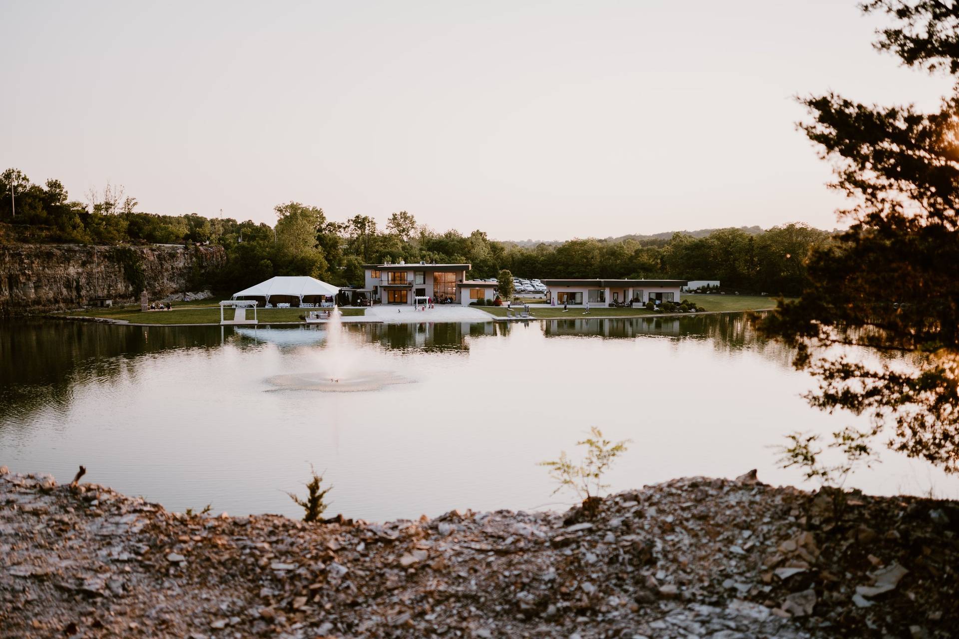 Sunset Bluffs - Reviews, Photos & Deals 2026 - Washington, MO - WeddingWire