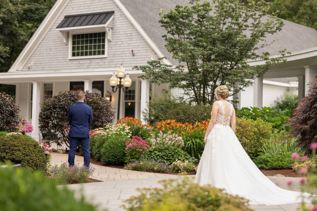 Saphire Estate - Reviews, Photos & Deals 2026 - Sharon, MA - WeddingWire