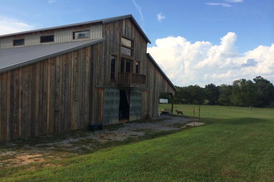 Queen's Chestnut Grove Farm - Reviews, Photos & Deals 2026 - Tunnel ...