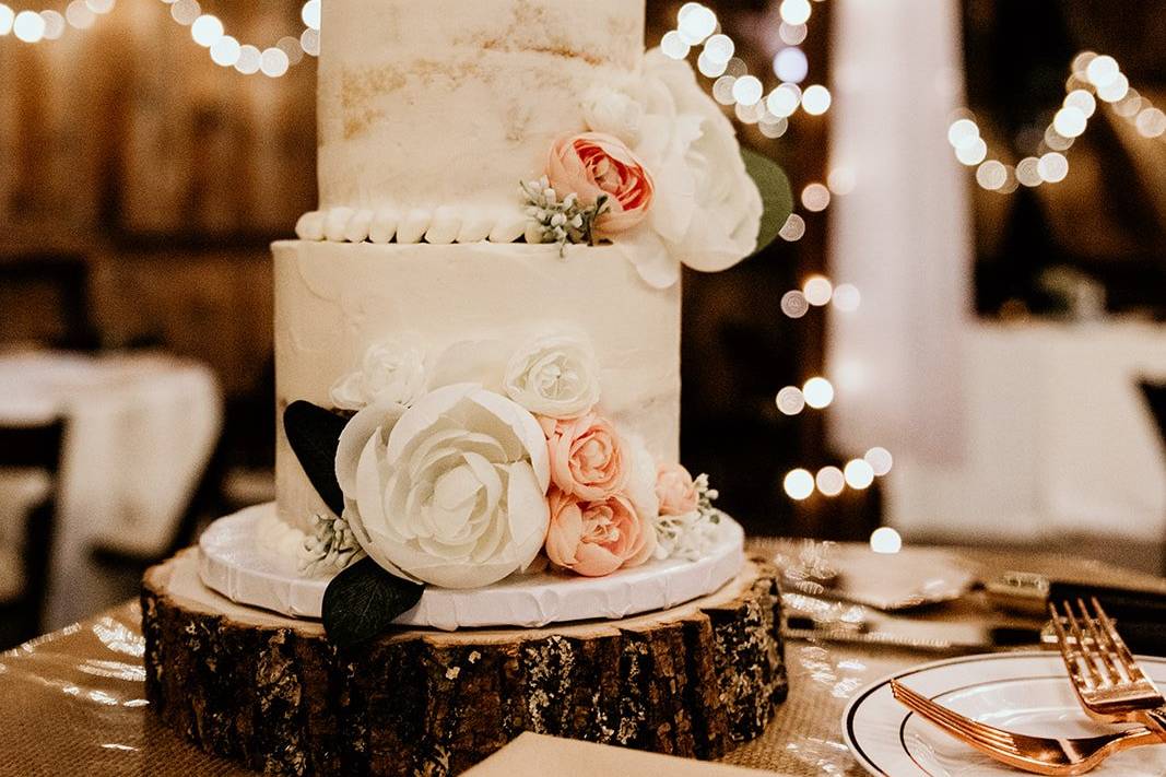 Hoosier Grove Barn - Venue - Streamwood, IL - WeddingWire