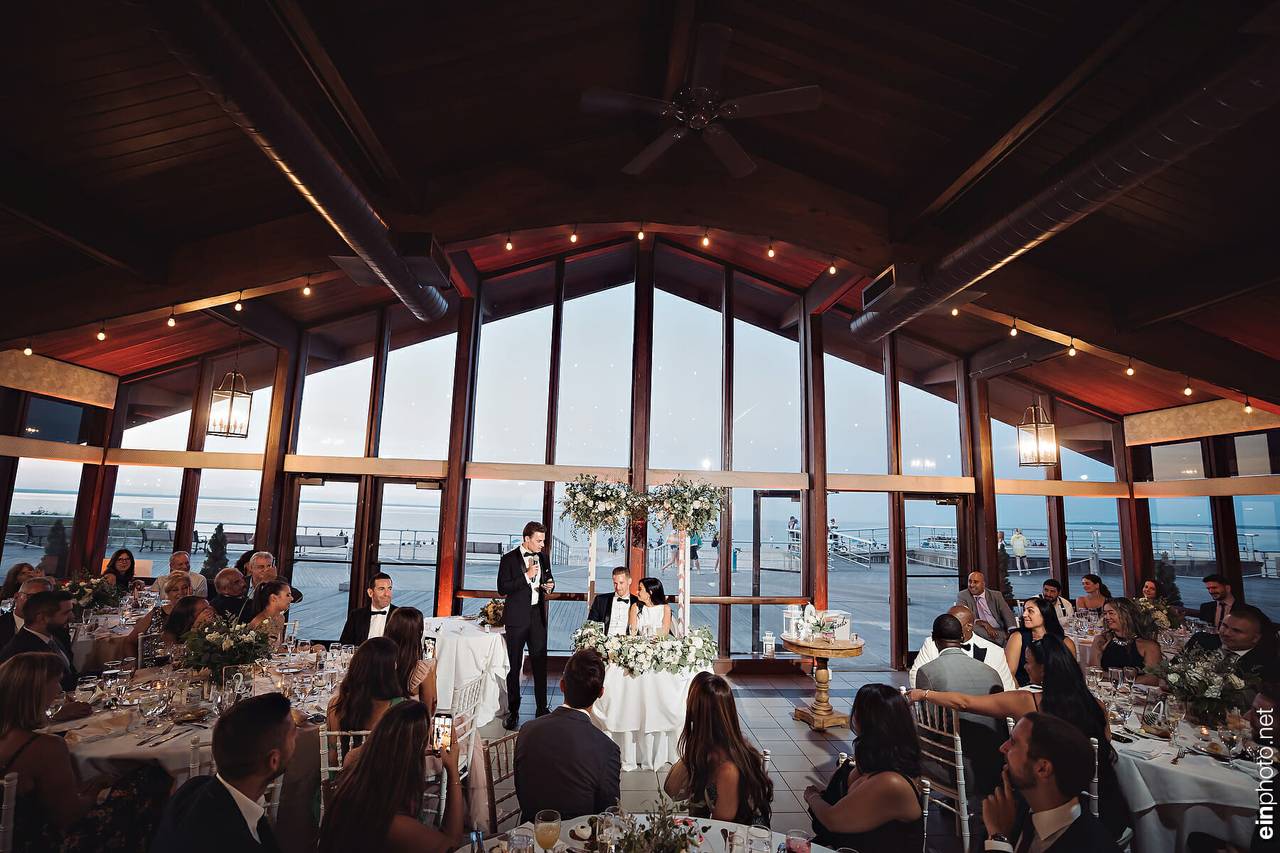 Pavilion at Sunken Meadow - Reviews, Photos & Deals 2026 - Kings Park ...