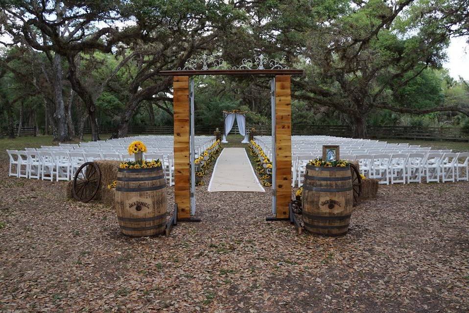 Arching Oaks Ranch - Reviews, Photos & Deals 2026 - Labelle, FL ...