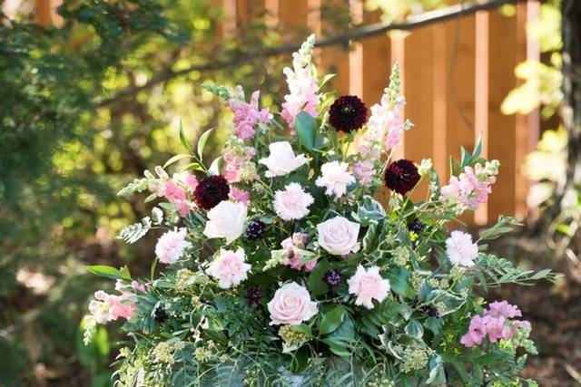 Expressions Floral - Flowers - Gilroy, CA - WeddingWire