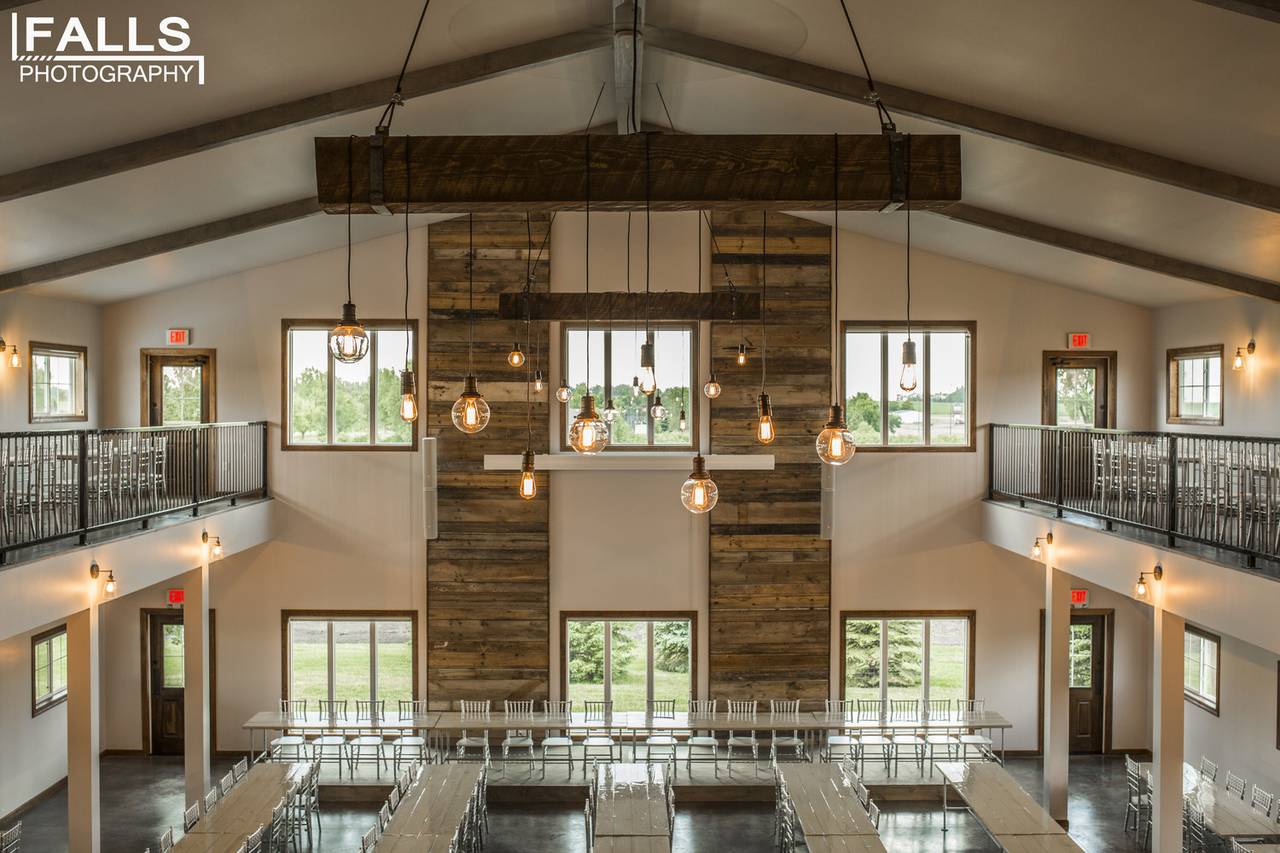 Blue Haven Barn and Garden - Reviews, Photos & Deals 2026 - Sioux Falls ...