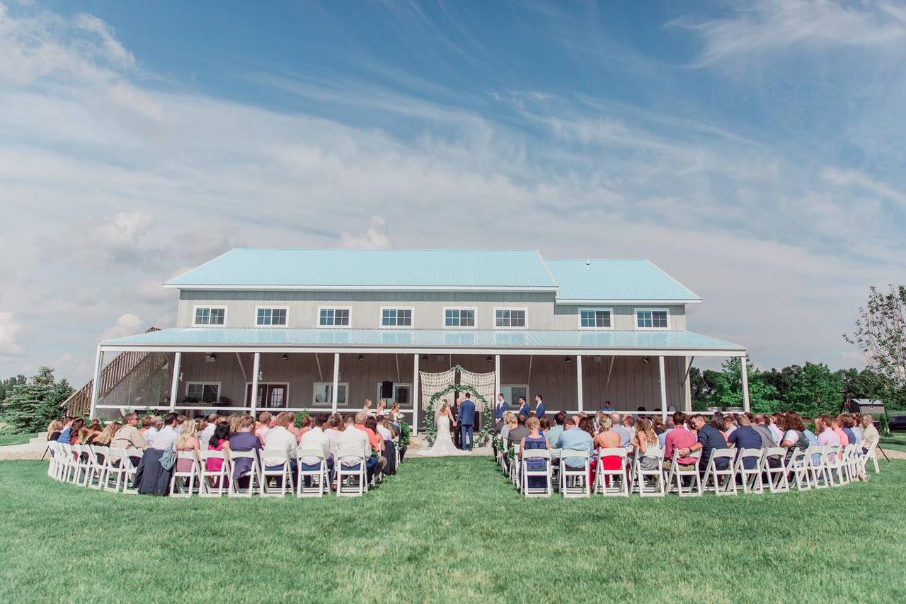 Blue Haven Barn and Garden - Reviews, Photos & Deals 2026 - Sioux Falls ...