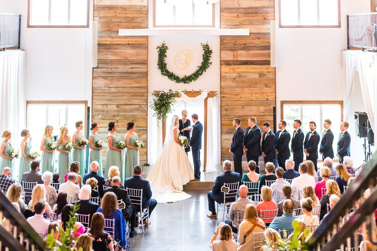 Blue Haven Barn and Garden - Reviews, Photos & Deals 2026 - Sioux Falls ...