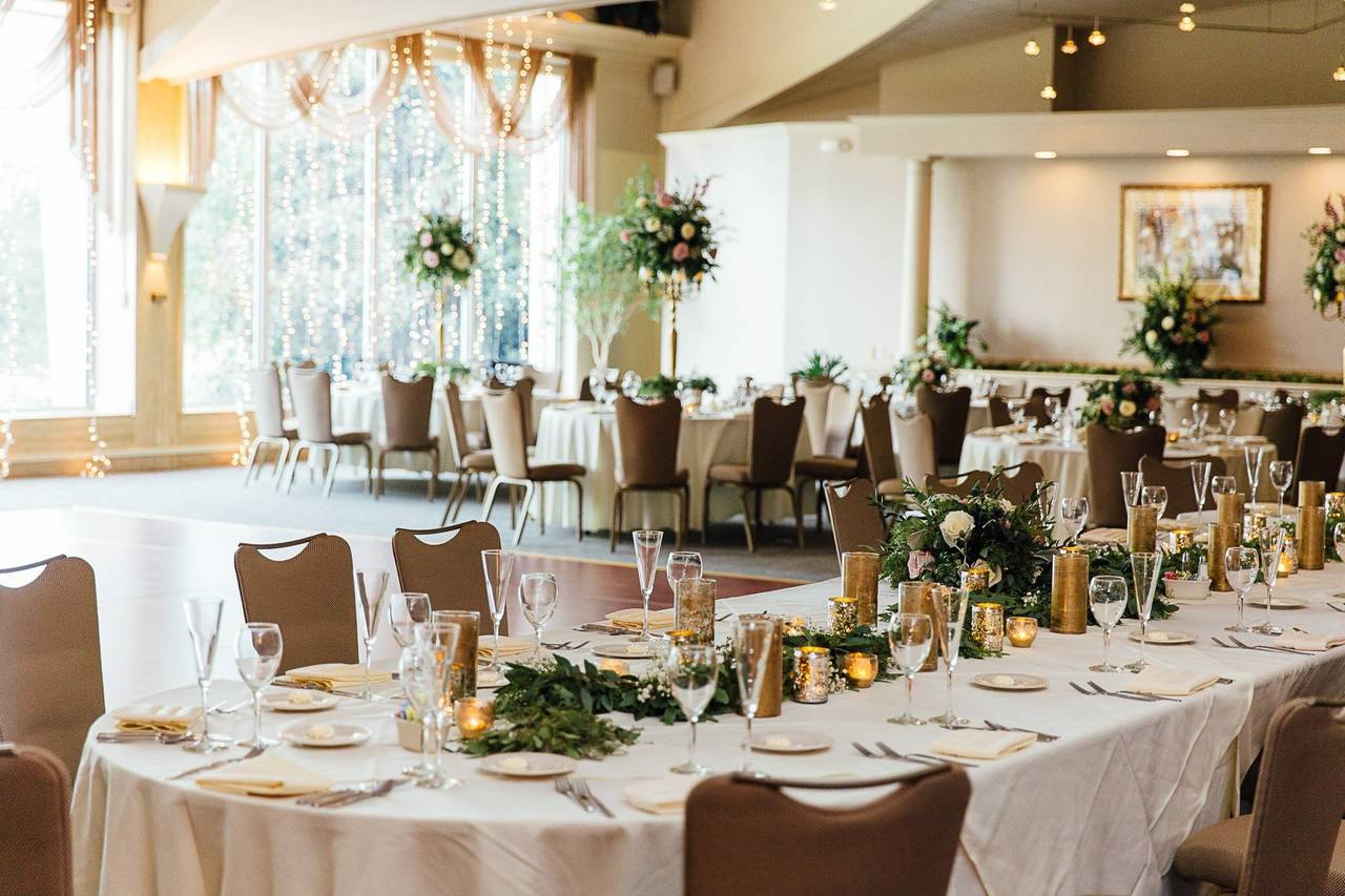 Meadowbrook Country Club - Venue - Ballwin, MO - WeddingWire