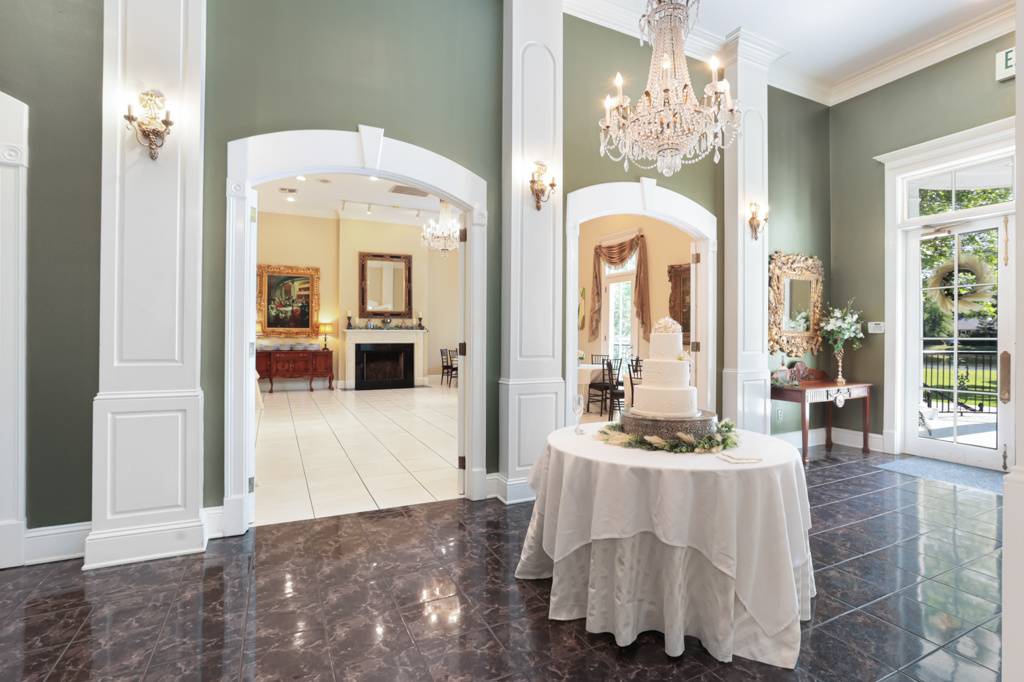 Lake House Reception Center - Venue - Baton Rouge, LA - WeddingWire
