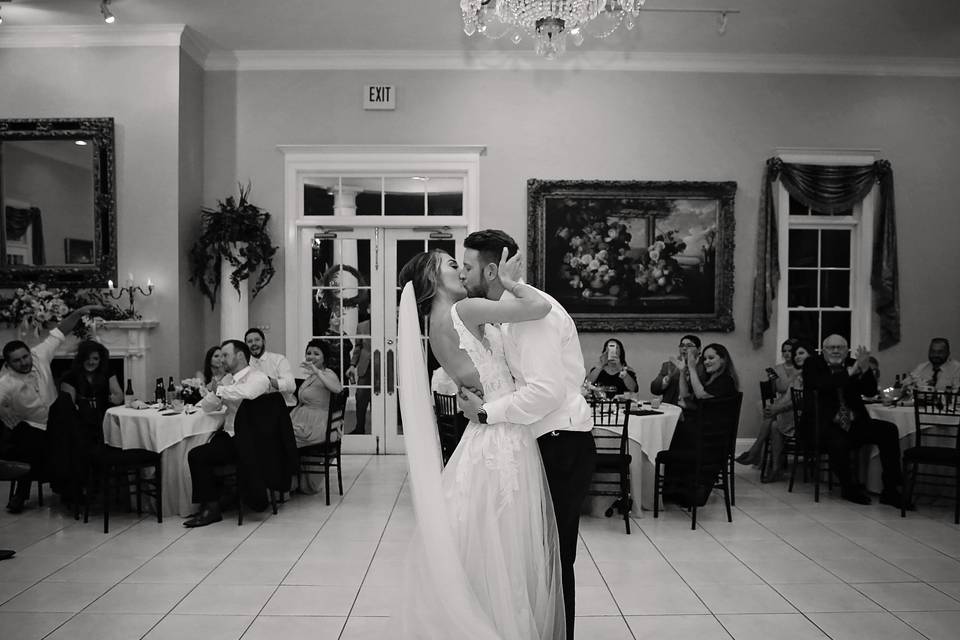 Lake House Reception Center - Venue - Baton Rouge, LA - WeddingWire