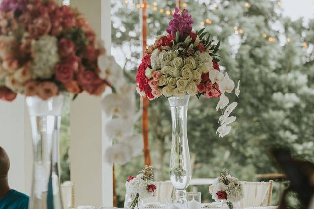 Tai Flora - Wedding Florists - James Hill, JM - WeddingWire