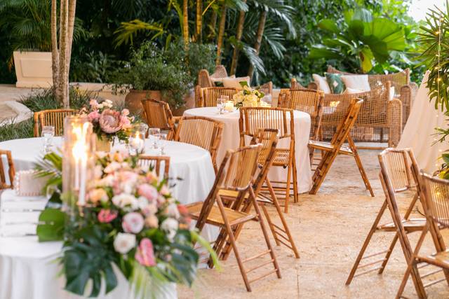 Tai Flora - Reviews, Photos & Deals 2026 - James Hill, JM - WeddingWire