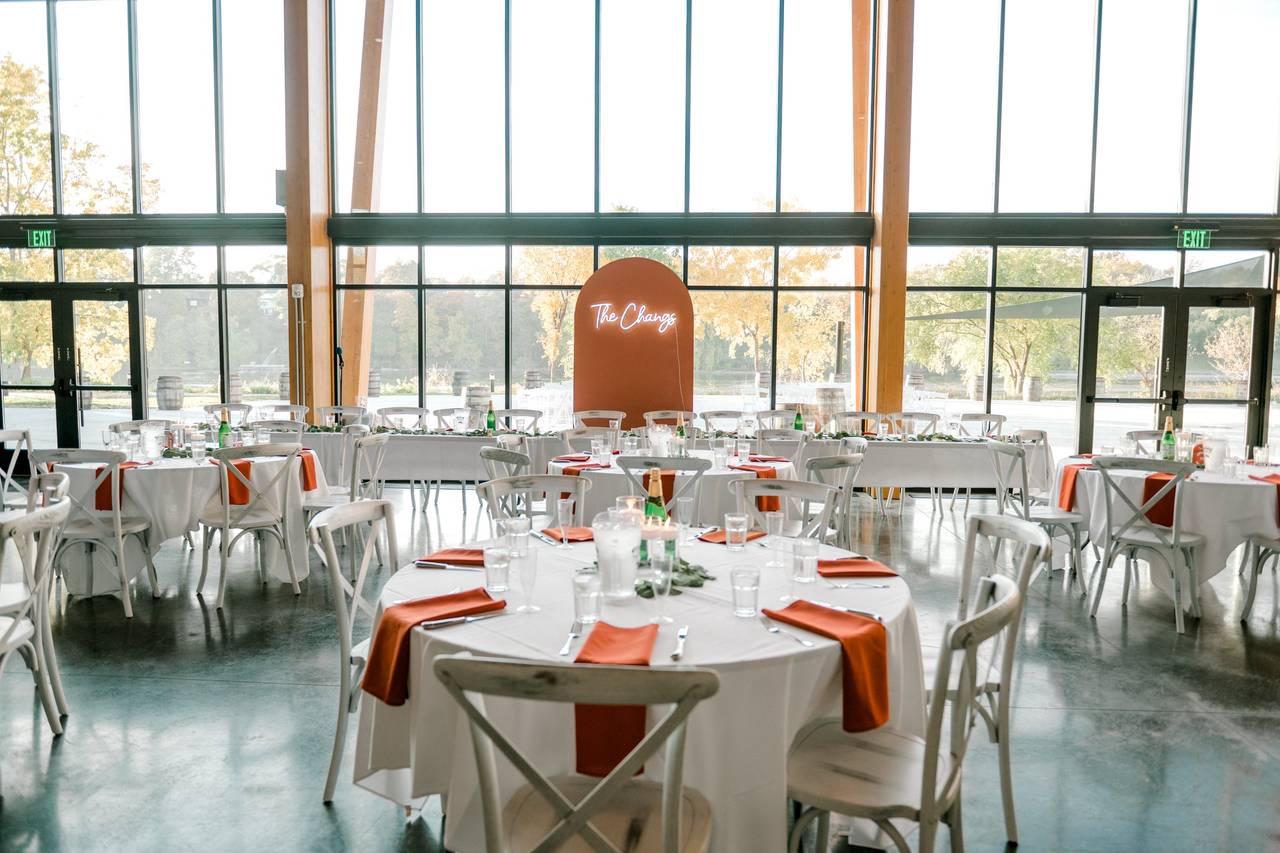 Poplar Hall - Reviews, Photos & Deals 2026 - Appleton, WI - WeddingWire