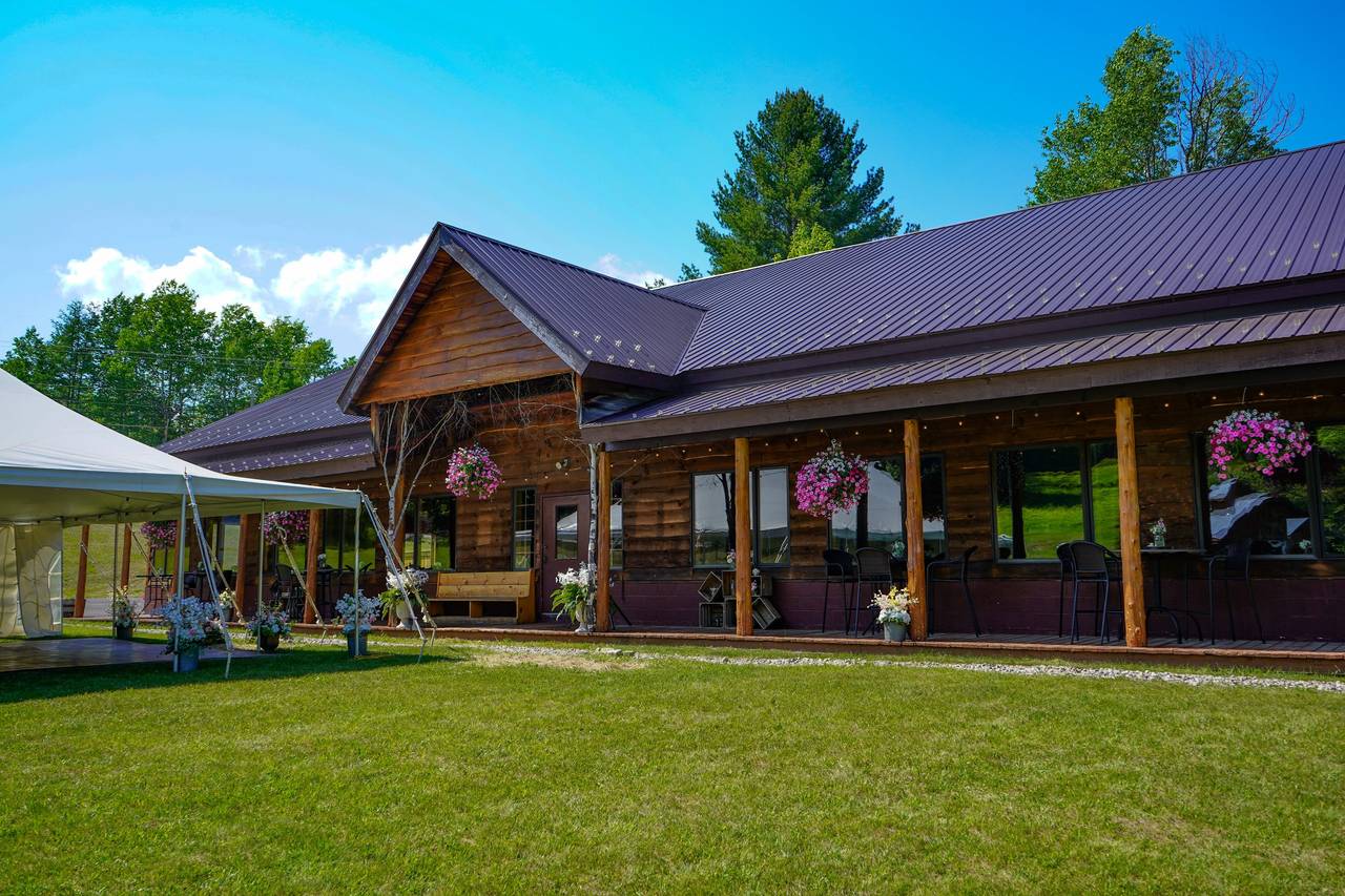 The Upper Lodge at Titus - Reviews, Photos & Deals 2026 - Malone, NY ...