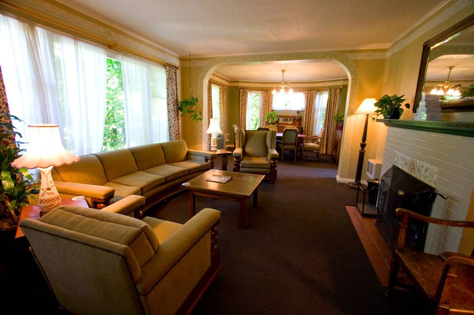 McMenamins Edgefield - Reviews, Photos & Deals 2026 - Troutdale, OR ...