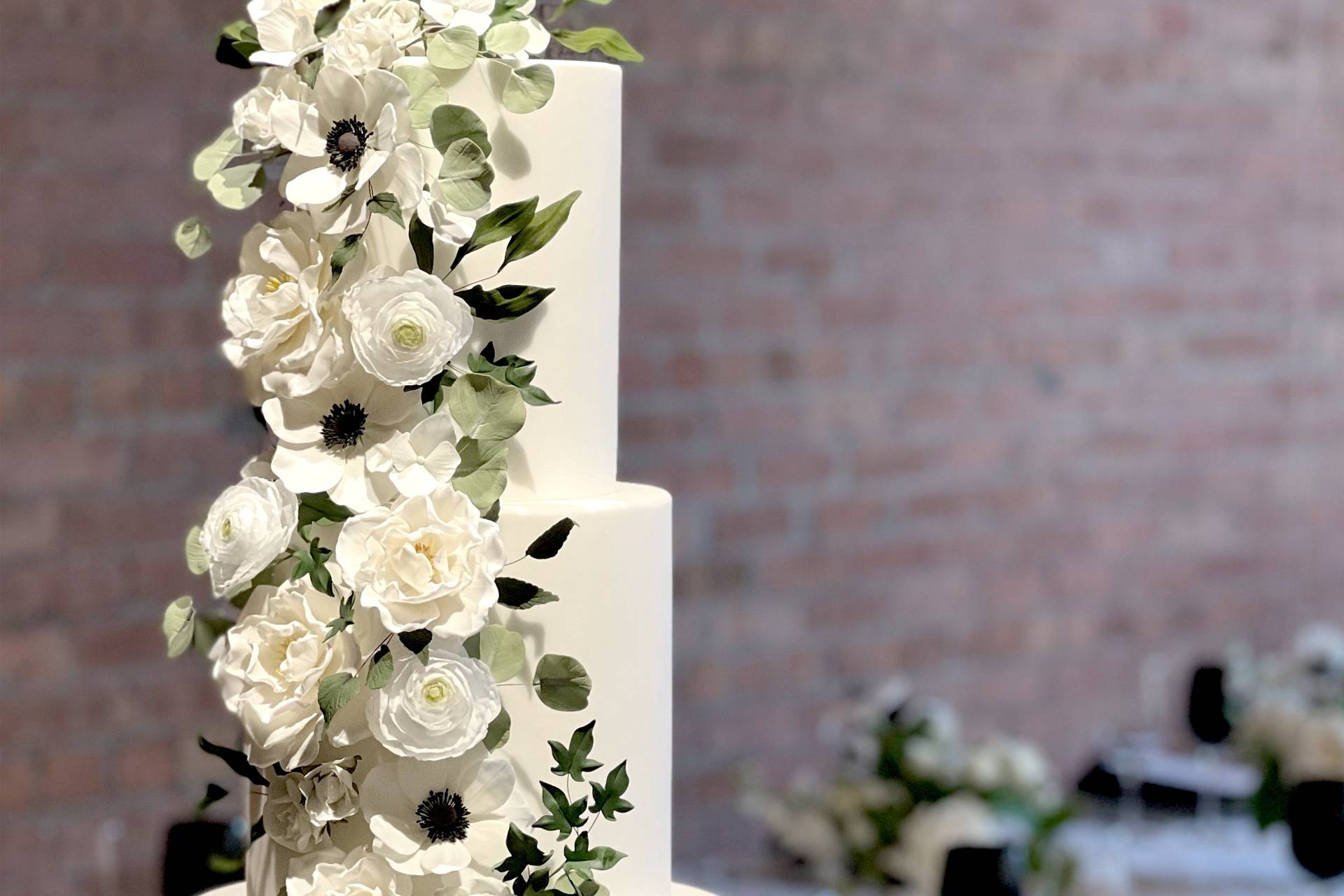 Flourish Cake Design - Wedding Cakes - Chicago, IL - WeddingWire