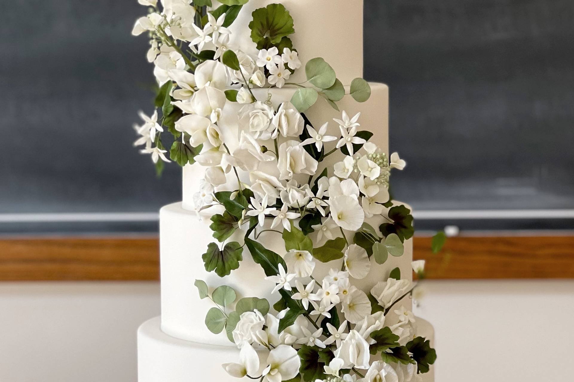 Flourish Cake Design - Wedding Cakes - Chicago, IL - WeddingWire