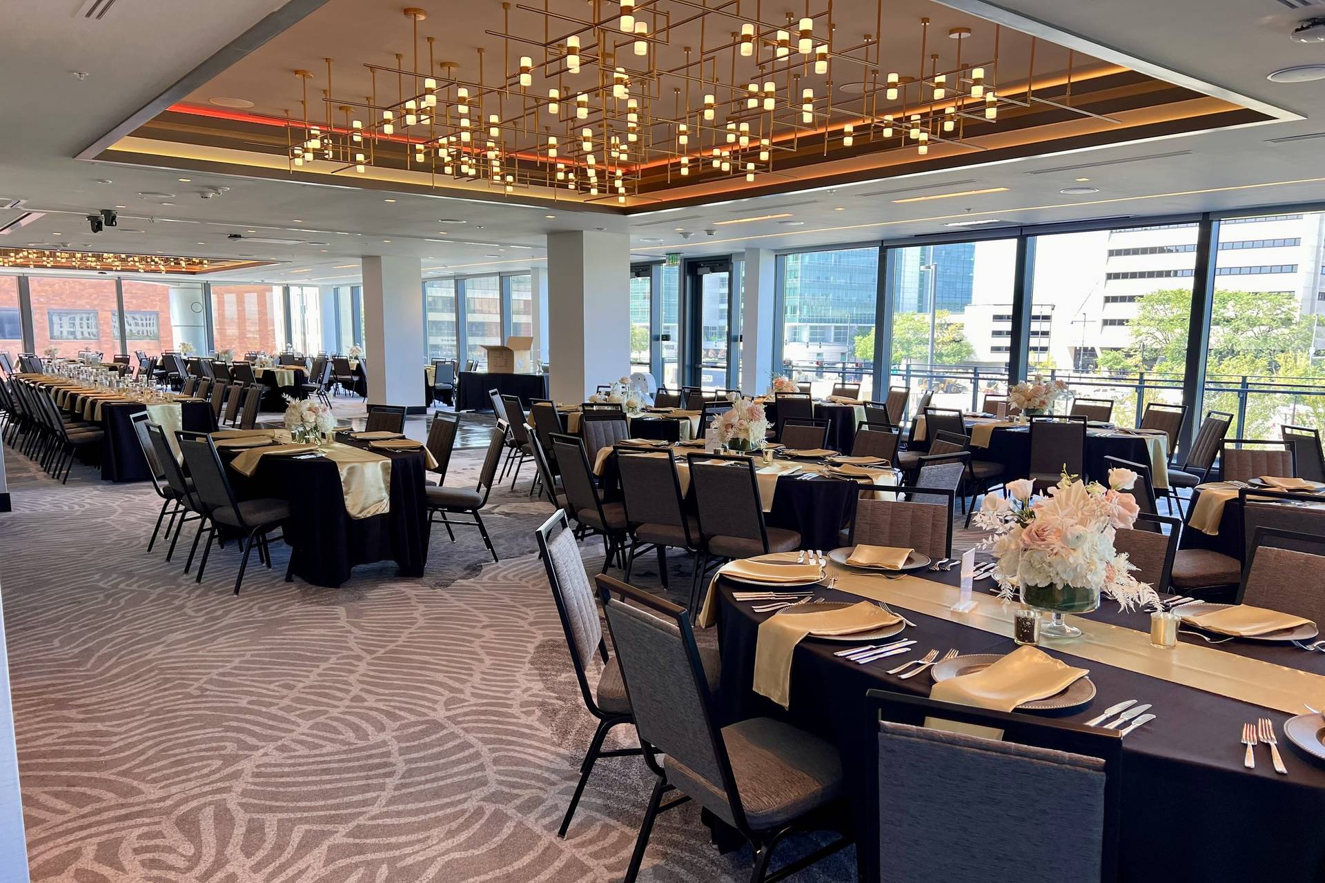 The Farnam, Autograph Collection - Hotel Weddings - Omaha, NE - WeddingWire