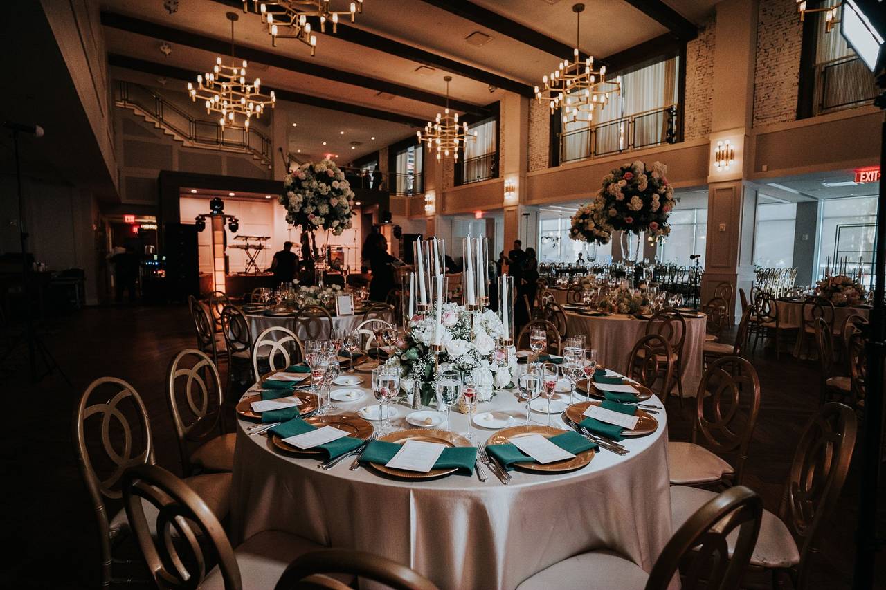 Cescaphe - Reviews, Photos & Deals 2026 - Philadelphia, PA - WeddingWire