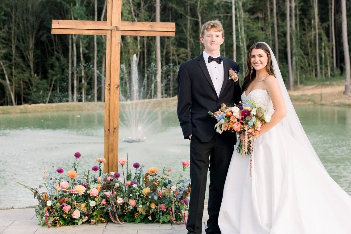 Magnolia Manor - Reviews, Photos & Deals 2026 - Braxton, MS - WeddingWire