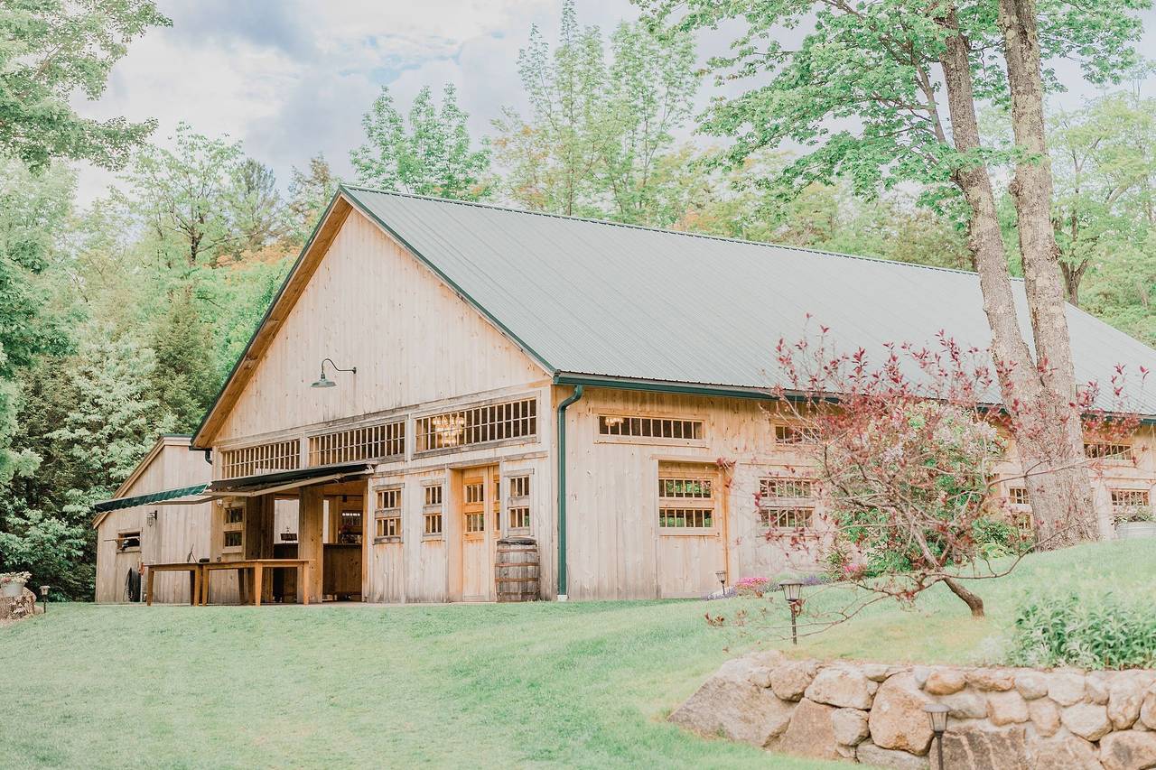 Locke Falls Farm - Reviews, Photos & Deals 2026 - Wonalancet, NH ...