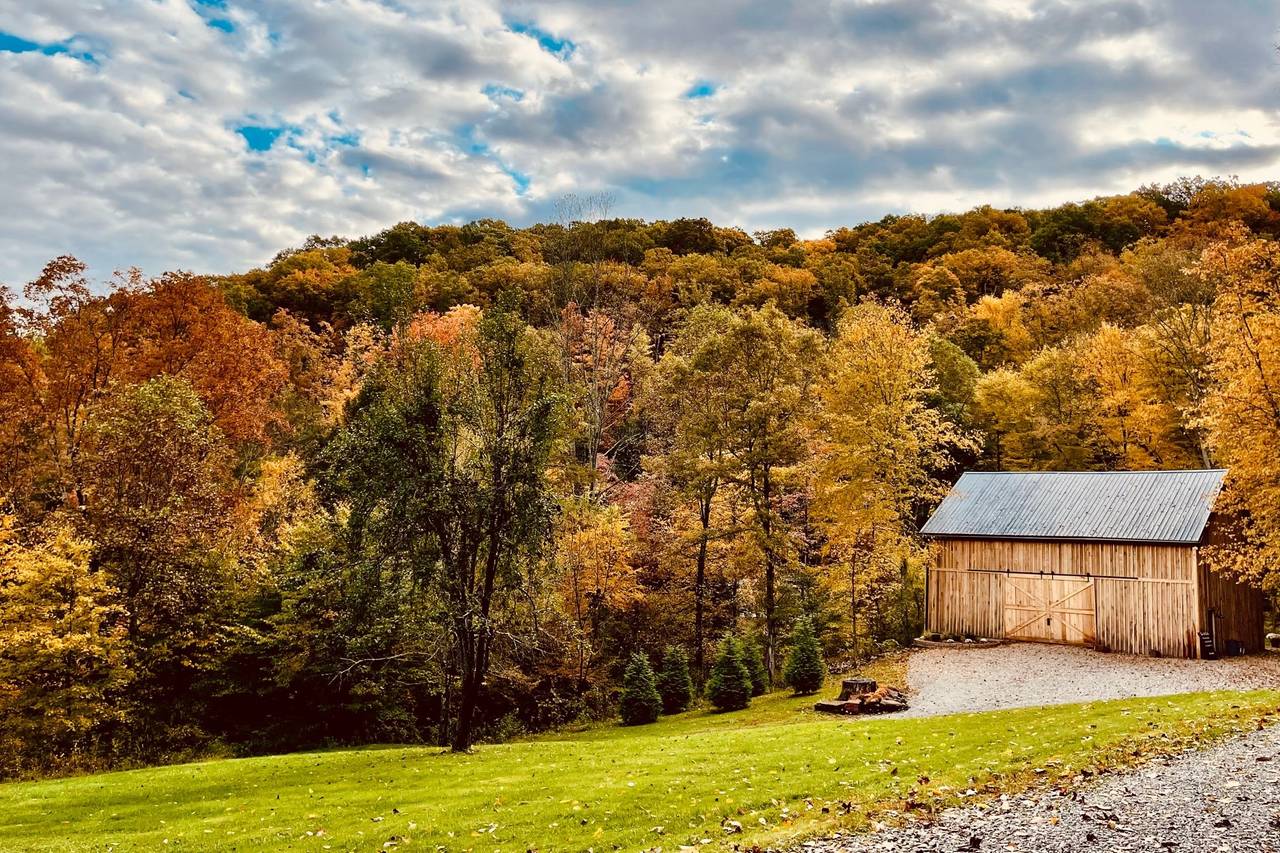 The Barn in Sterling - Venue - Mount Sterling, OH - WeddingWire