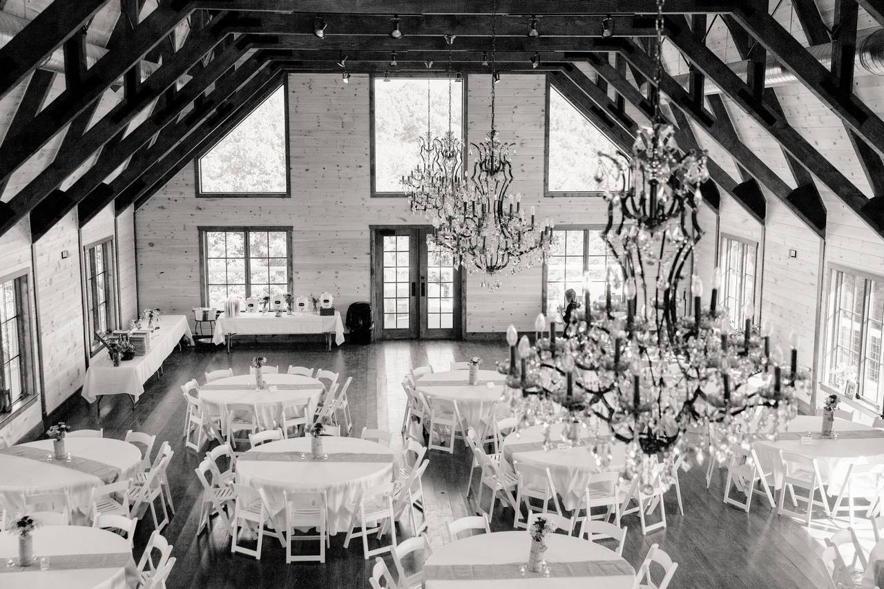 The Cedars at Carr Farm - Reviews, Photos & Deals 2026 - Cedar Hill, TN ...