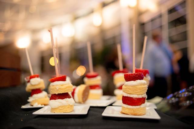 Lake Elmo Inn Event Center - Reviews, Photos & Deals 2026 - Lake Elmo ...