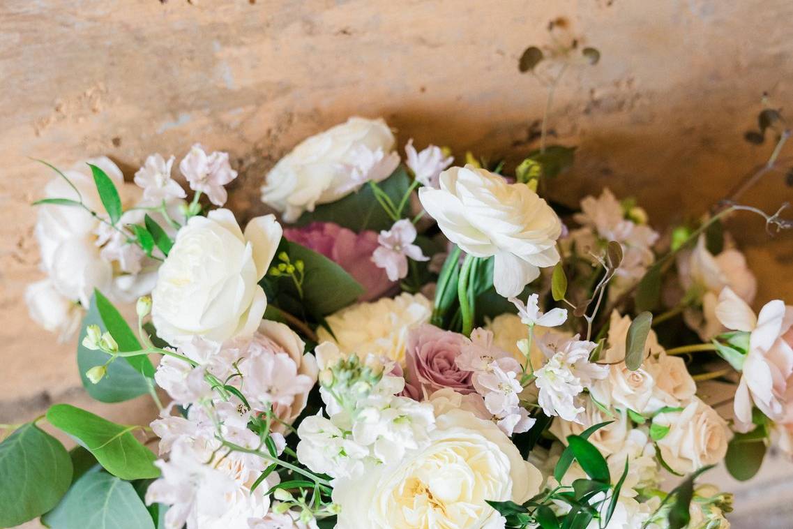 Petal Town Flowers - Wedding Florists - Petaluma, CA - WeddingWire