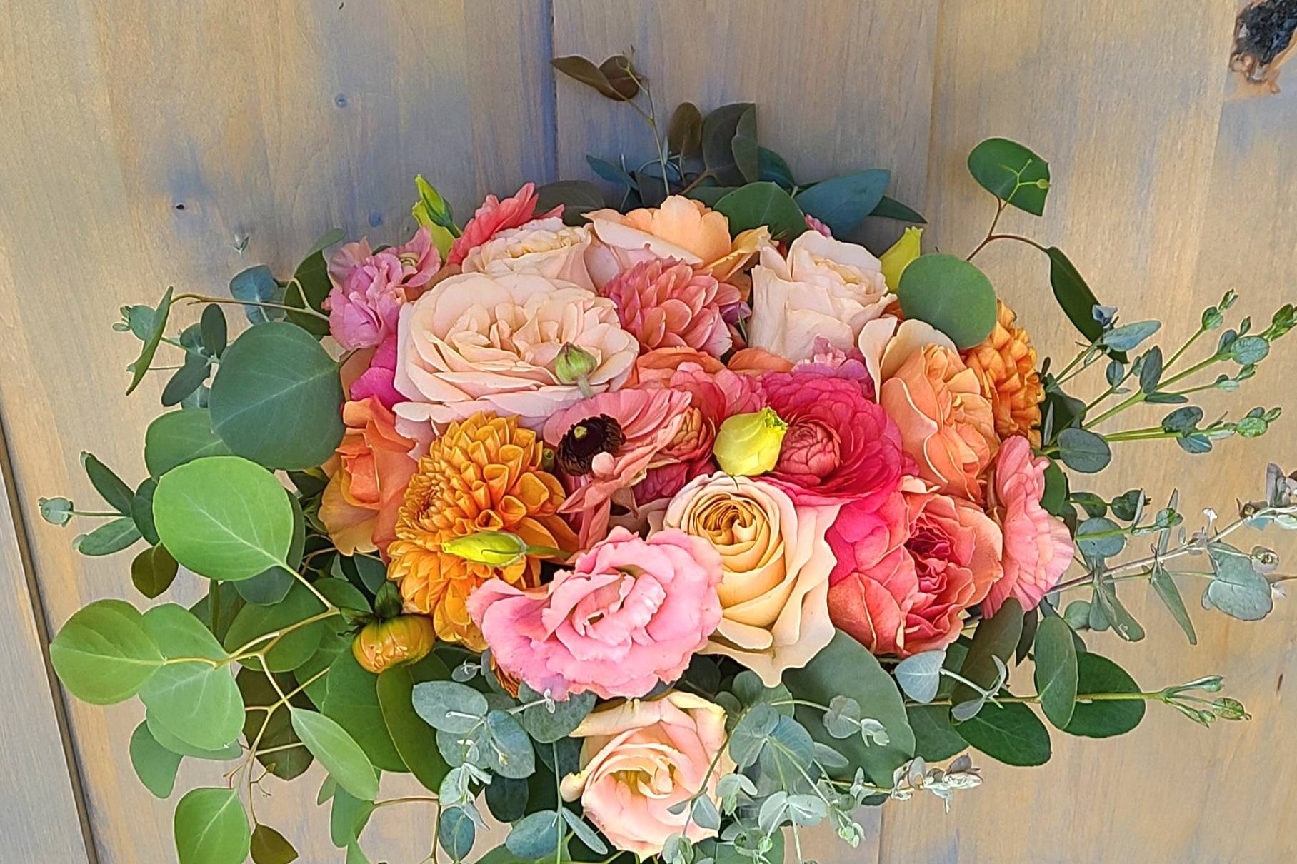 Petal Town Flowers - Flowers - Petaluma, CA - WeddingWire