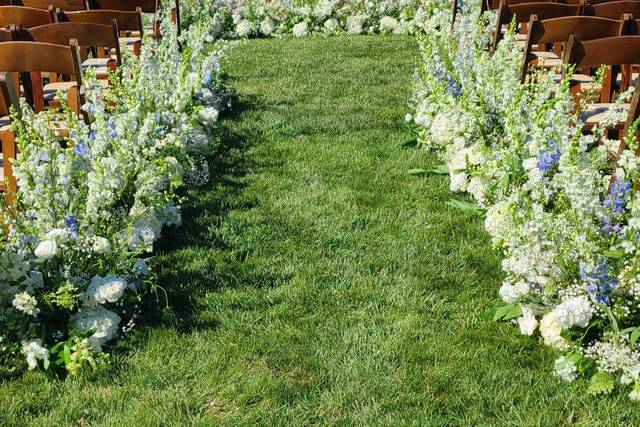 Petal Town Flowers - Wedding Florists - Petaluma, CA - WeddingWire