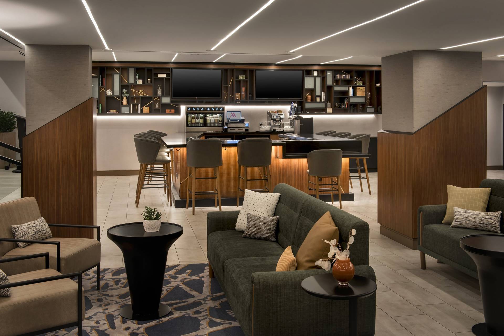 Marriott Springfield Downtown - Reviews, Photos & Deals 2026 ...
