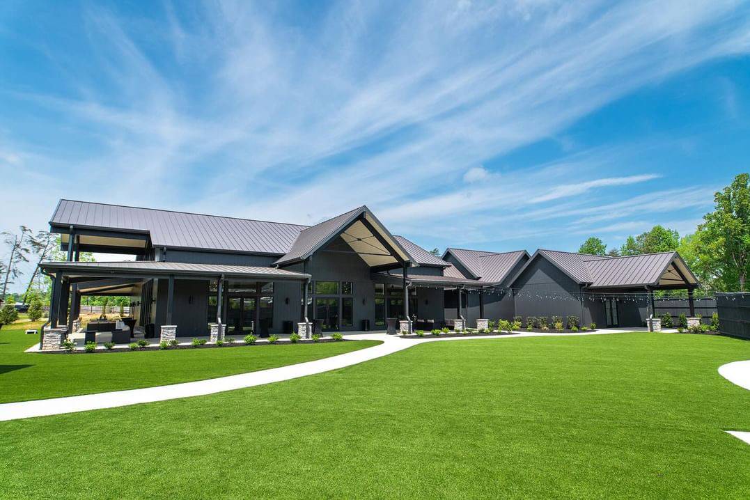 The Oakley on the Lake - Reviews, Photos & Deals 2026 - Gainesville, GA ...