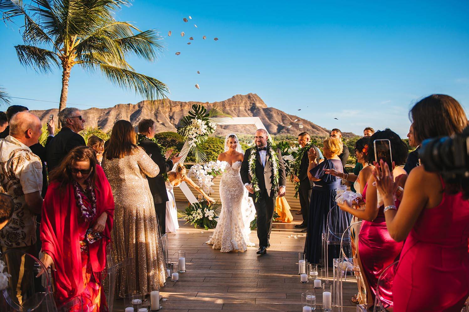The Leahi Room & Lanai by Deck - Hotel Weddings - Honolulu, HI ...