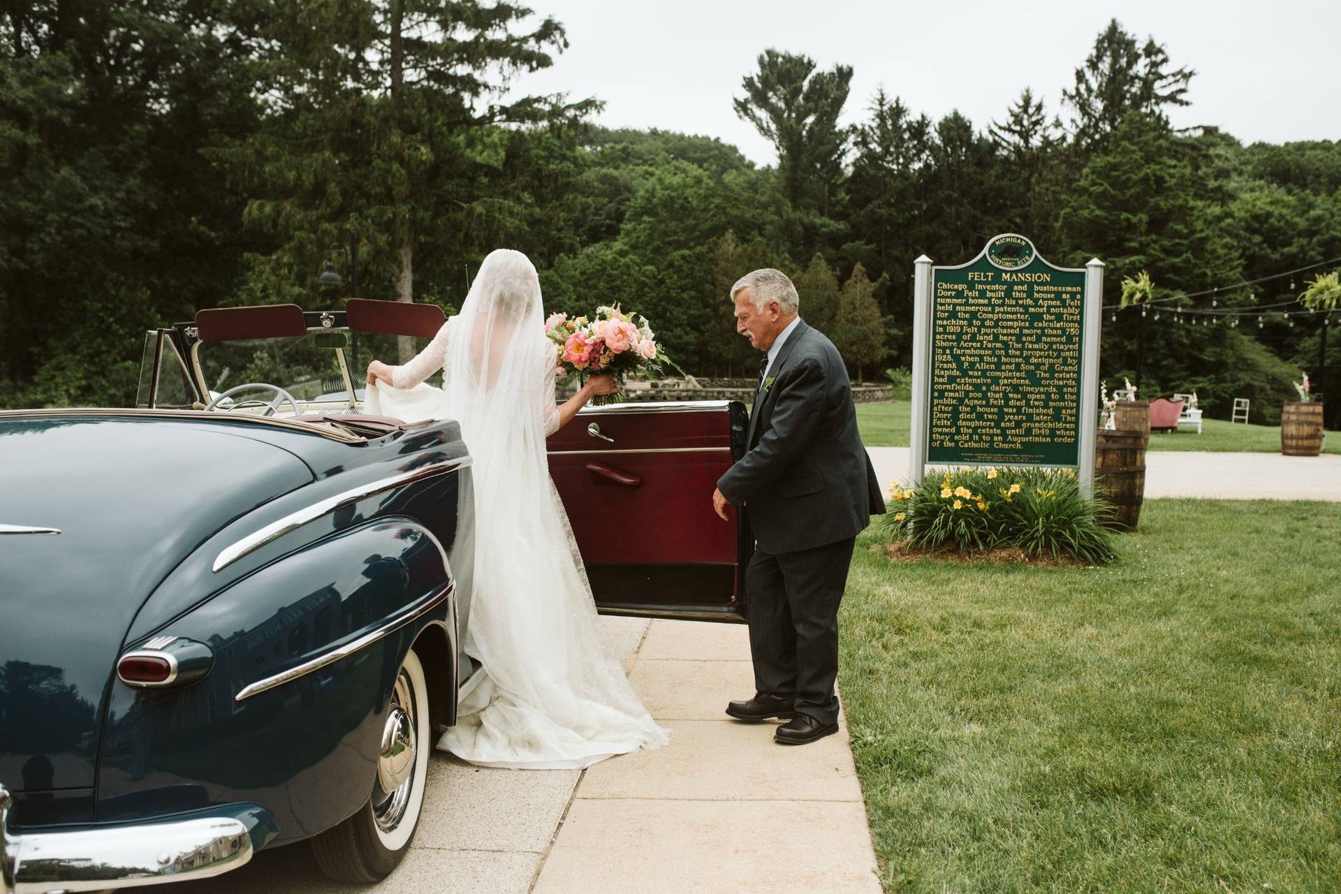 The Felt Mansion - Reviews, Photos & Deals 2026 - Holland, MI - WeddingWire