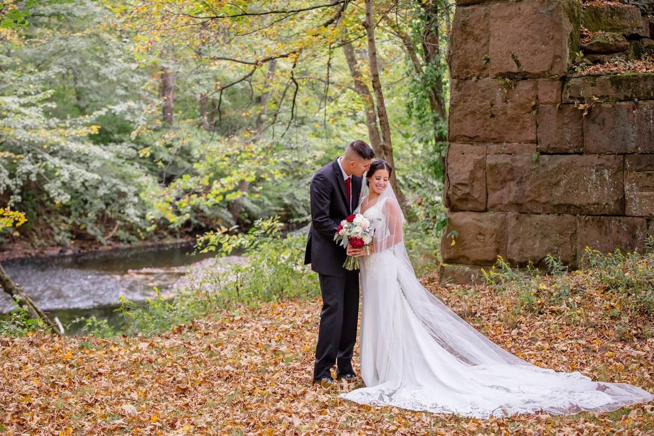 Powder Mill Barn Reviews - Enfield, CT - 17 Reviews