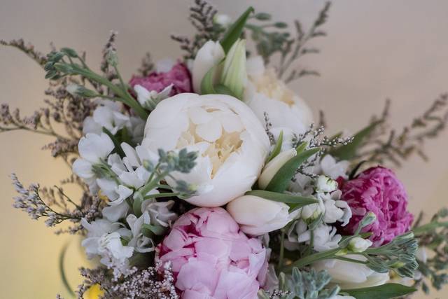 Bokay Florist - Reviews, Photos & Deals 2026 - Indianapolis, IN ...