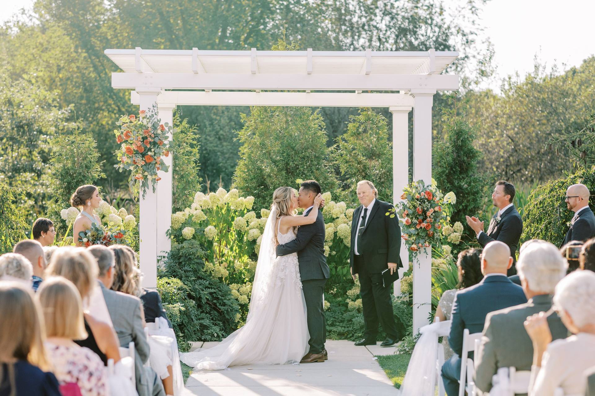 Bay Pointe Inn - Reviews, Photos & Deals 2026 - Shelbyville, MI ...